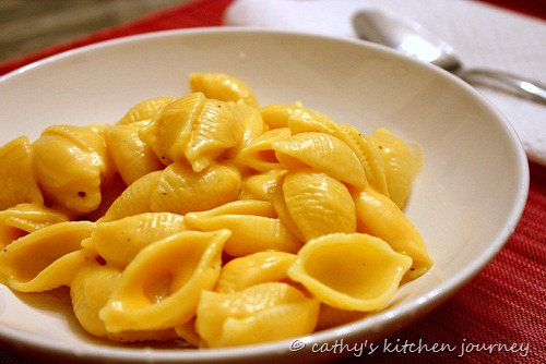 cathy's kitchen journey: Basic Vegan Shells and Cheese